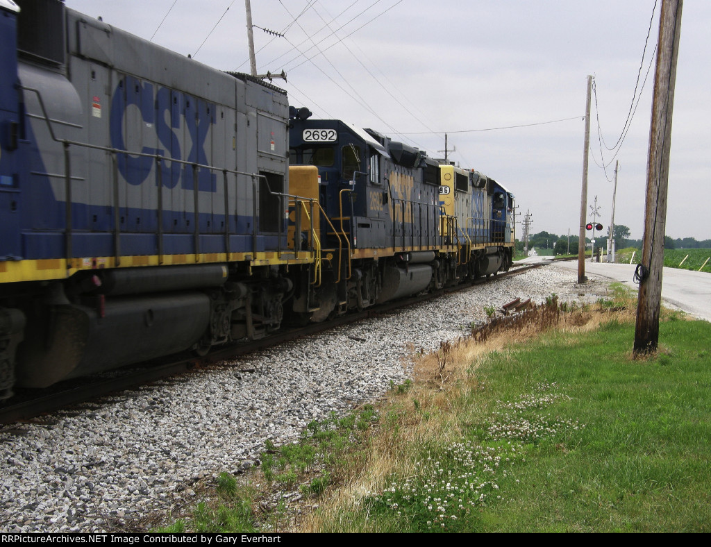 CSX 2696, CSX 2692 and CSX XXXX